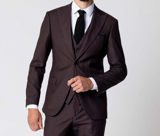 Spalvų psichologija verslo aprangoje: ką apie jus sako jūsų kostiumo s ...